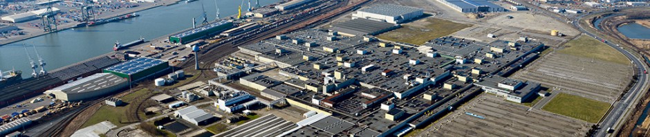 The Port of Antwerp boasts excellent connections at the heart of Europe ...