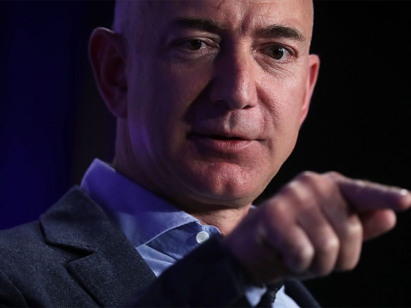 Amazon smashes revenue and profit expectations, thanks to Prime ...